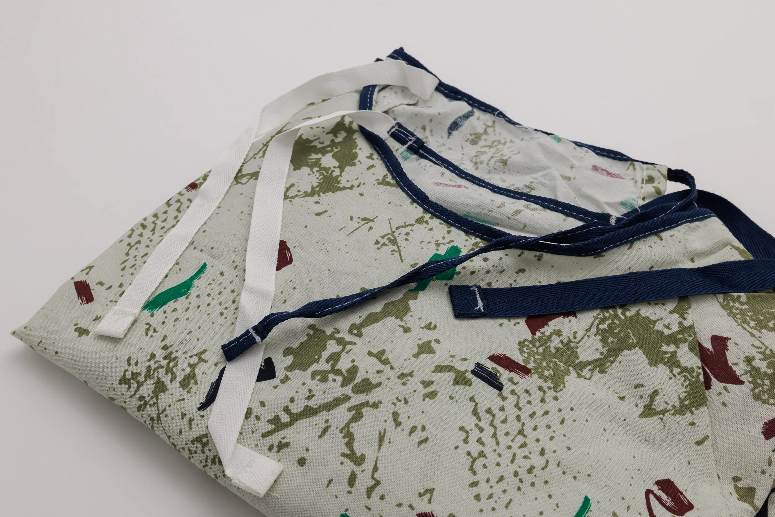 IV Patient Gown - 55% Cotton / 45% Polyester - Calderon Textiles